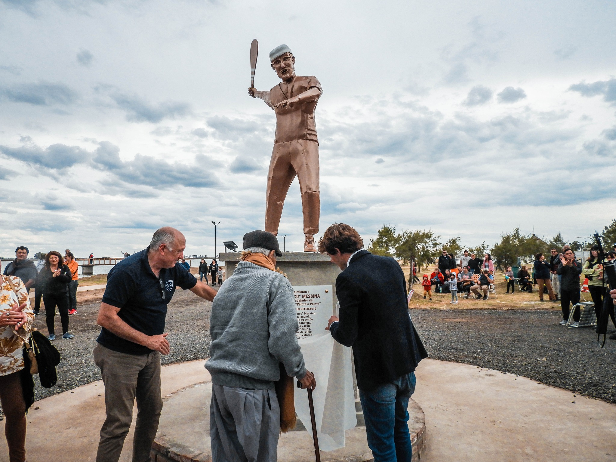 El mítico pelotari Manco Messina fue homenajeado en su pueblo natal ...